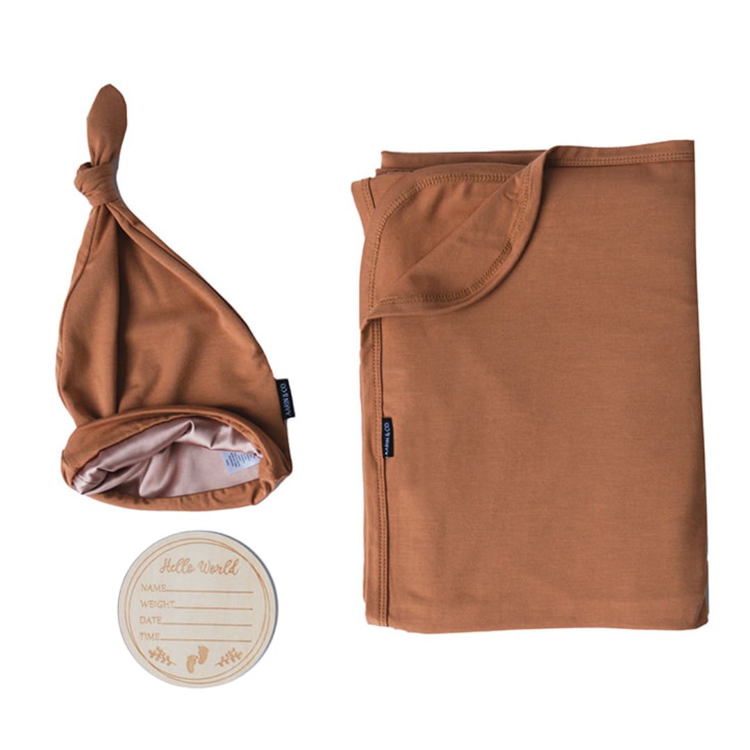 Newborn Swaddle Gift Set-Camel – Aarin & Co.